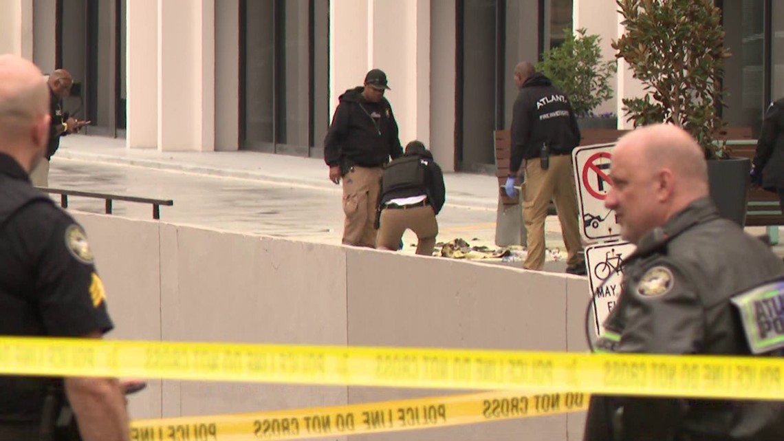 Person sets self on fire in Atlanta outside Israeli Consulate Gen ...