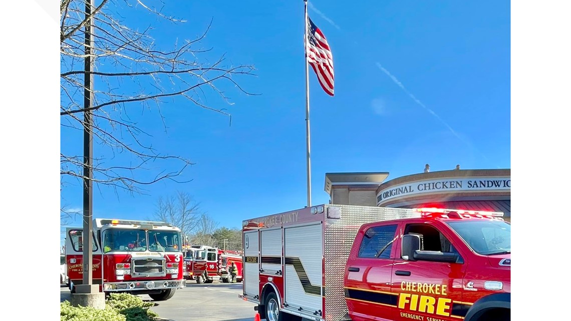 Fire breaks out at Canton Chick-fil-A | 11alive.com
