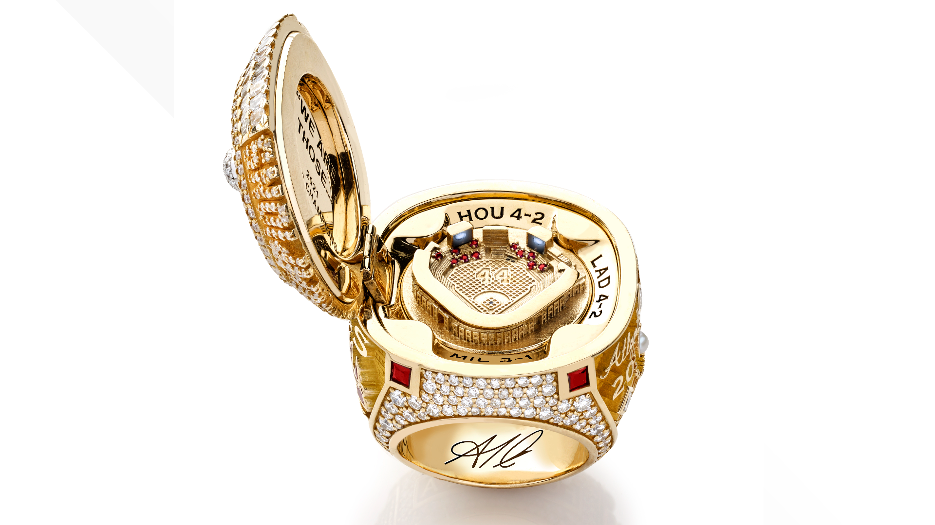 Braves World Series ring pictures what does it look like | 11alive.com