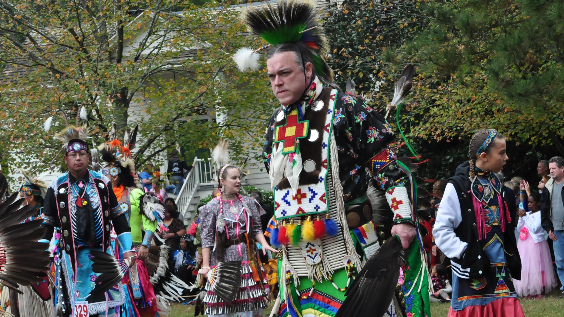 Native American Festival & Pow Wow begins at Stone Mountain Park ...