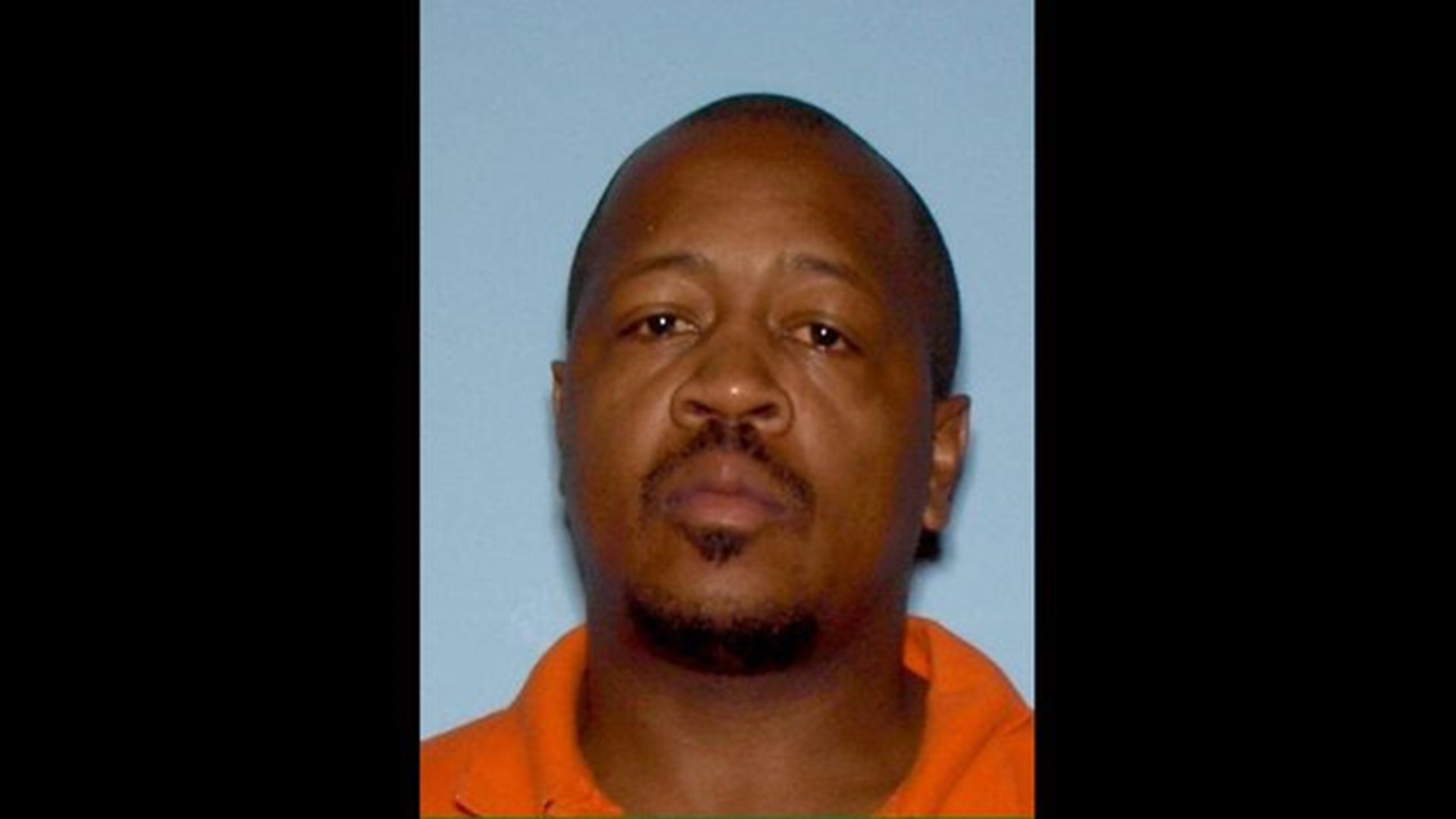 Police searching for gunman following domestic shooting | 11alive.com