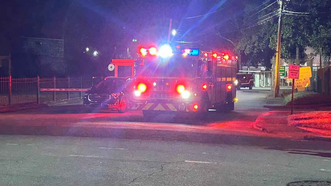 9 sent to hospital after detainee starts fire at Fulton County Jail ...