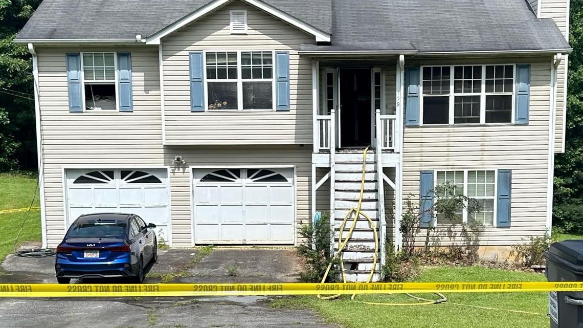 Casper the dog who killed 8 coyotes wins award | 11alive.com